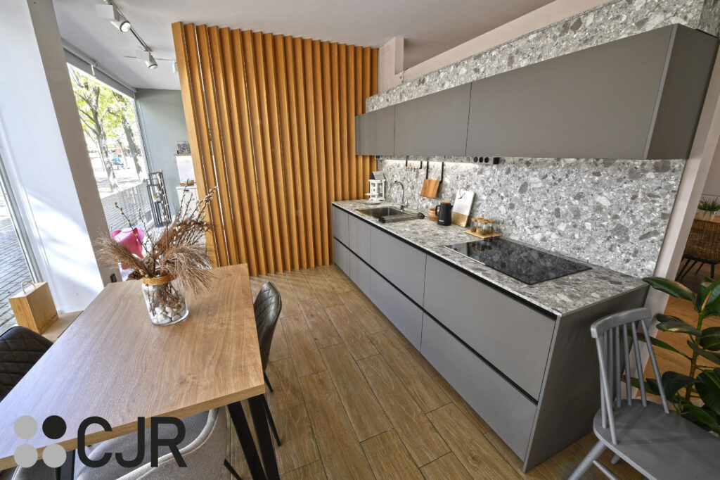 Cocina gris vison con encimera Santos Ceppo CJR | Cocinas CJR Santos