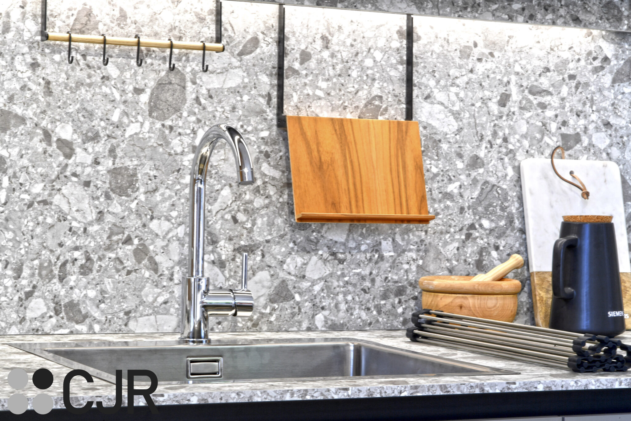 Cocina gris vison con encimera Santos Ceppo CJR | Cocinas CJR Santos