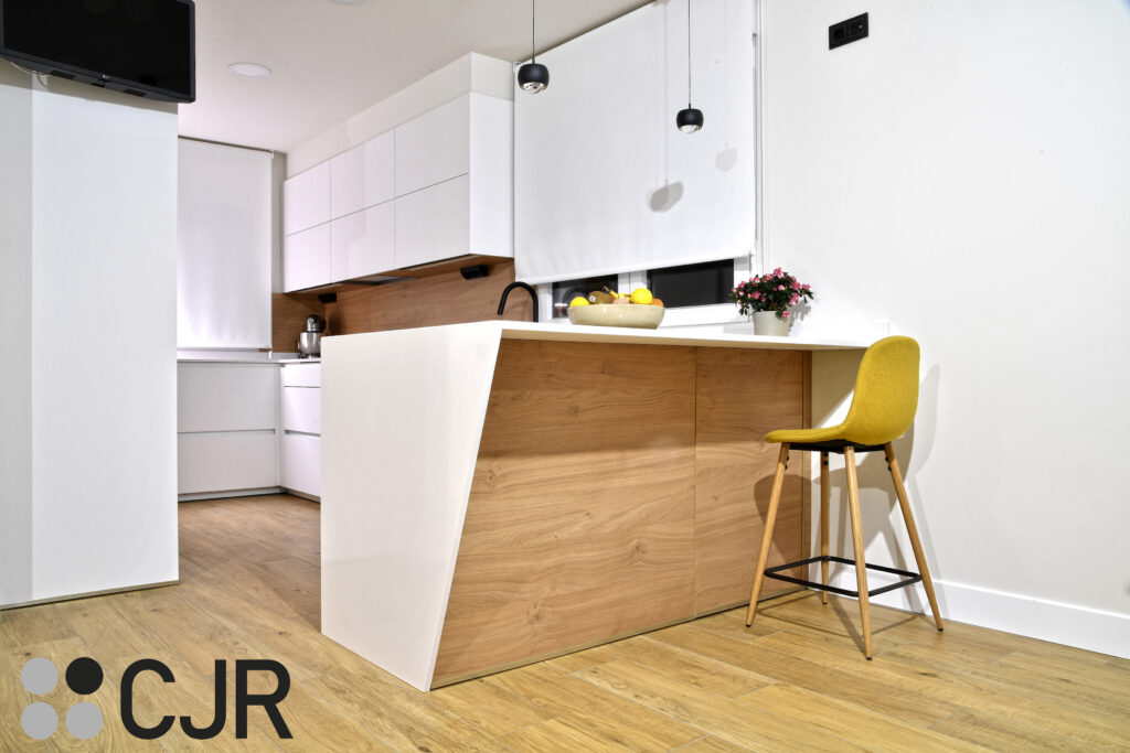 Cocina Blanca y Madera Abierta con Peninsula Cocinas CJR | Cocinas CJR Santos