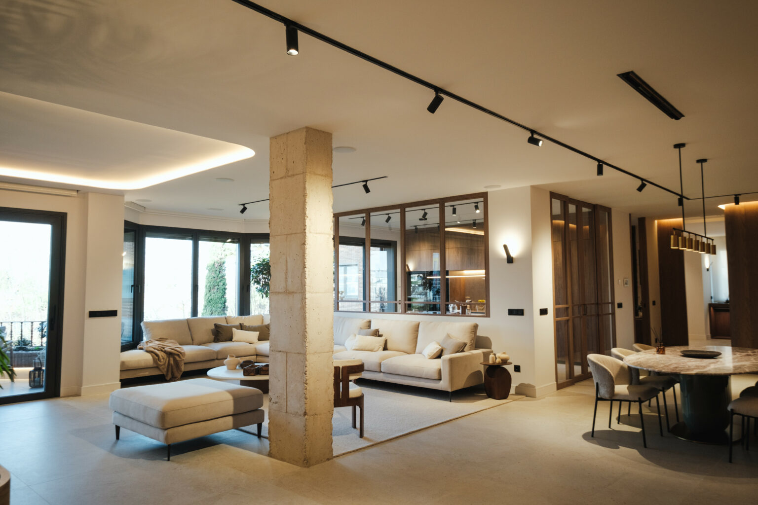 Cocina grande con Isla super elegante John Te Lo Busca Cocinas CJR | Cocinas CJR Santos